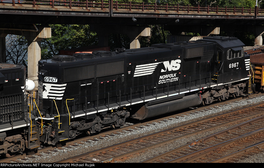NS 6967
